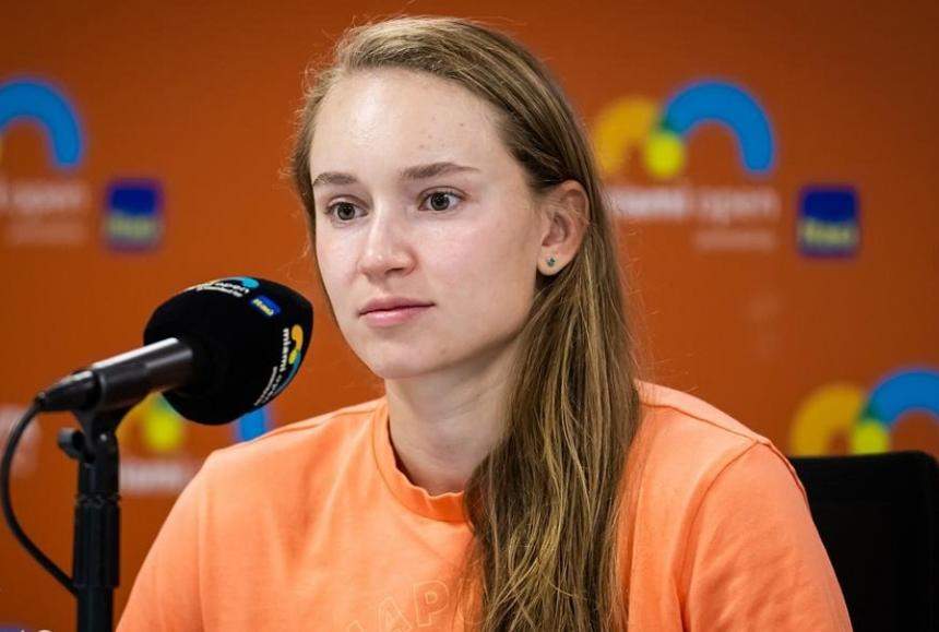 Elena Rybakina thanks fans for support, gears up for clay season