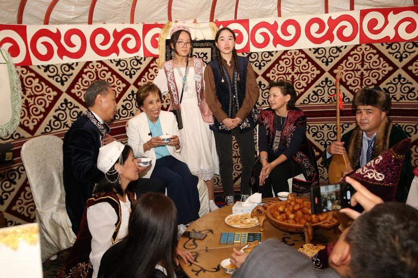 Jordan Princess Basma bint Talal visits Kazakh yurt at charity event in ...