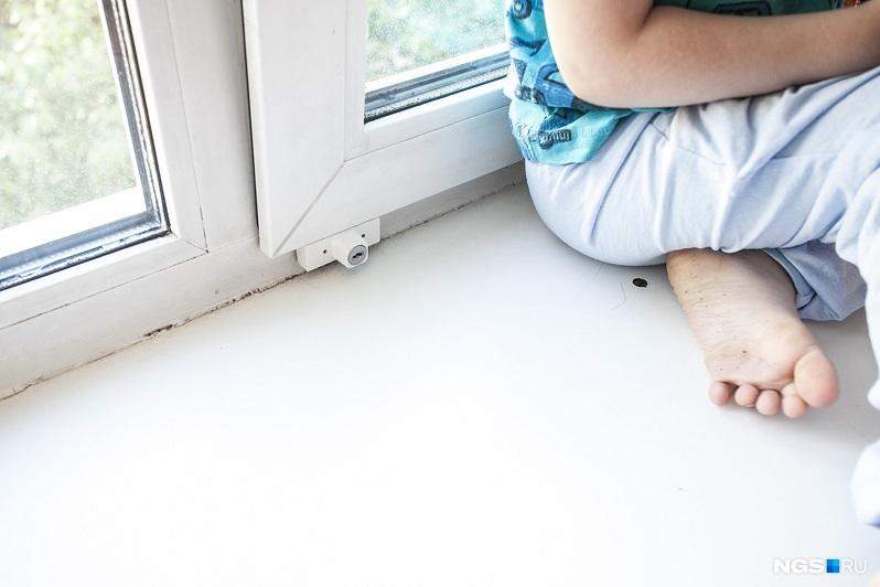 Three children dropped out of windows over 24 hrs