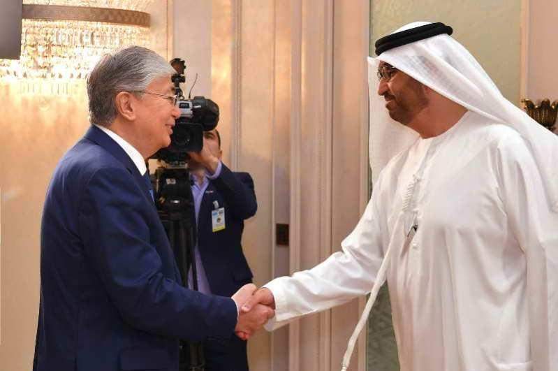 Tokayev meets with ADNOC Group CEO in Abu Dhabi