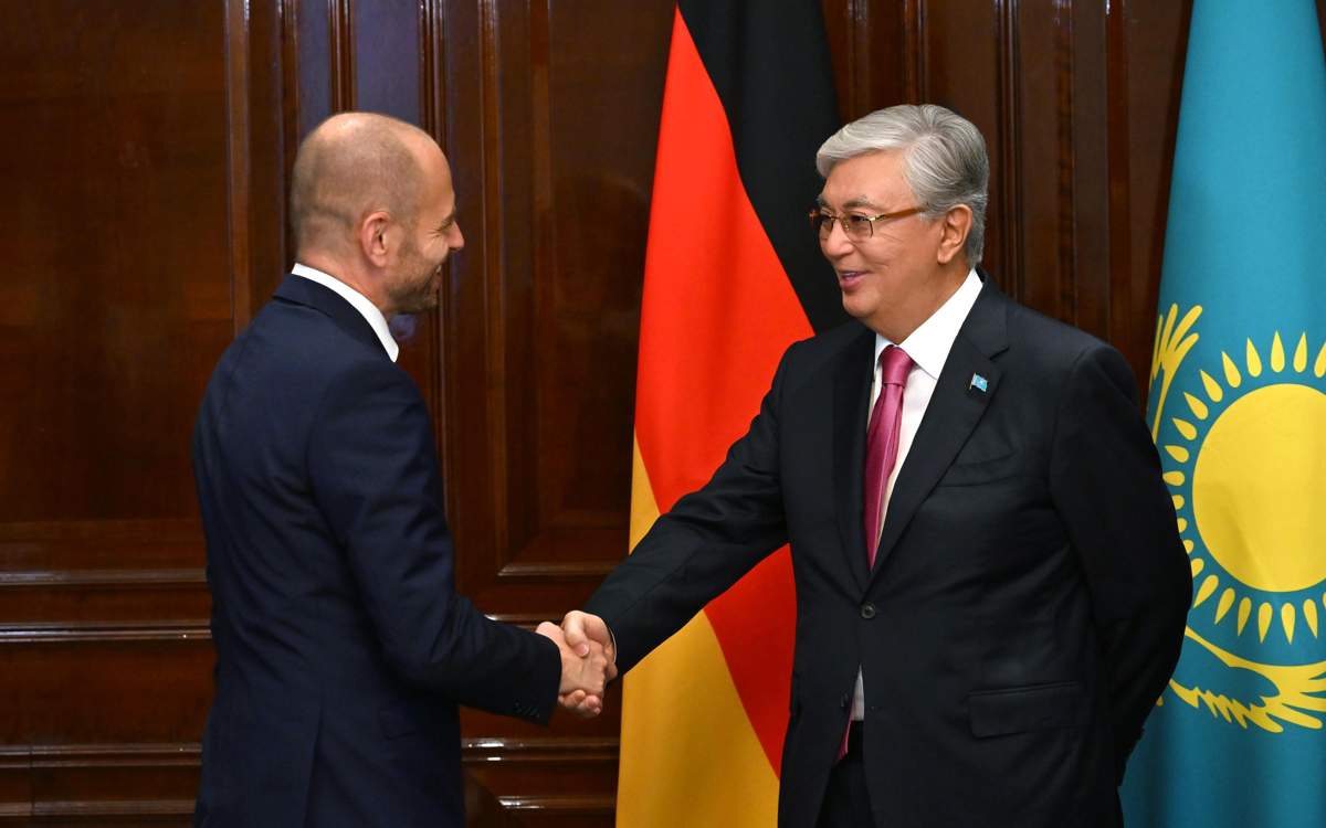 Tokayev meets Siemens Energy CEO Christian Bruch