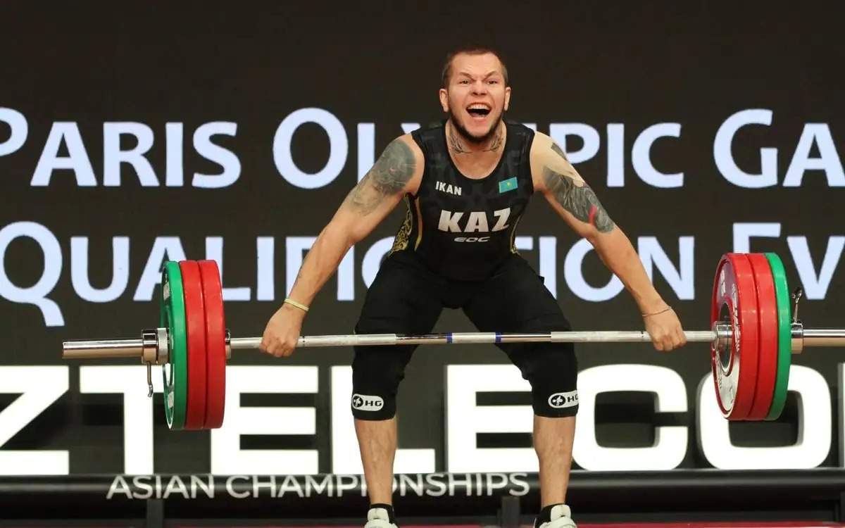 Alexander Uvarov claims weightlifting silver for Kazakhstan in Tashkent