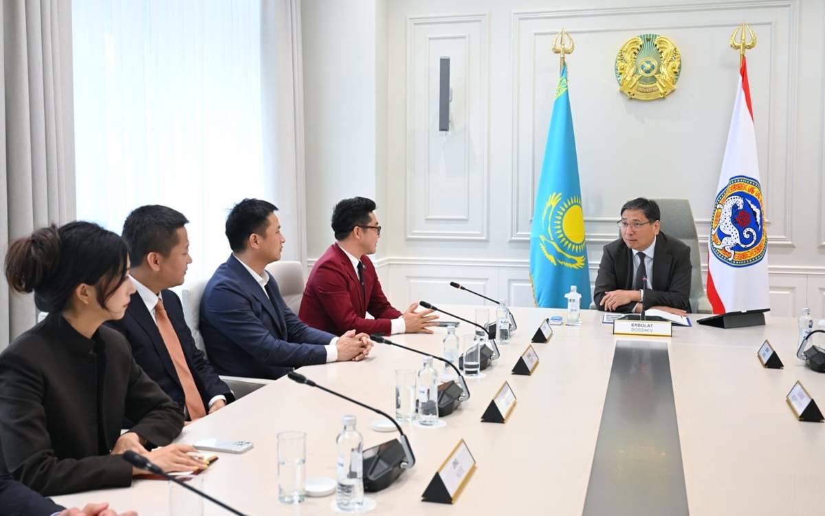 Ерболат Досаев встретился с президентом китайской компании Pacific ...