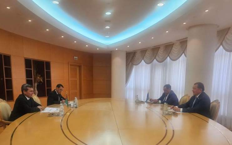 Kazakh Ambassador, Turkmen FM discuss bilateral coop development issues