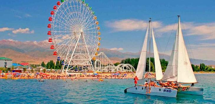 Almost 725 thsd tourists visit Issyk-Kul in summer