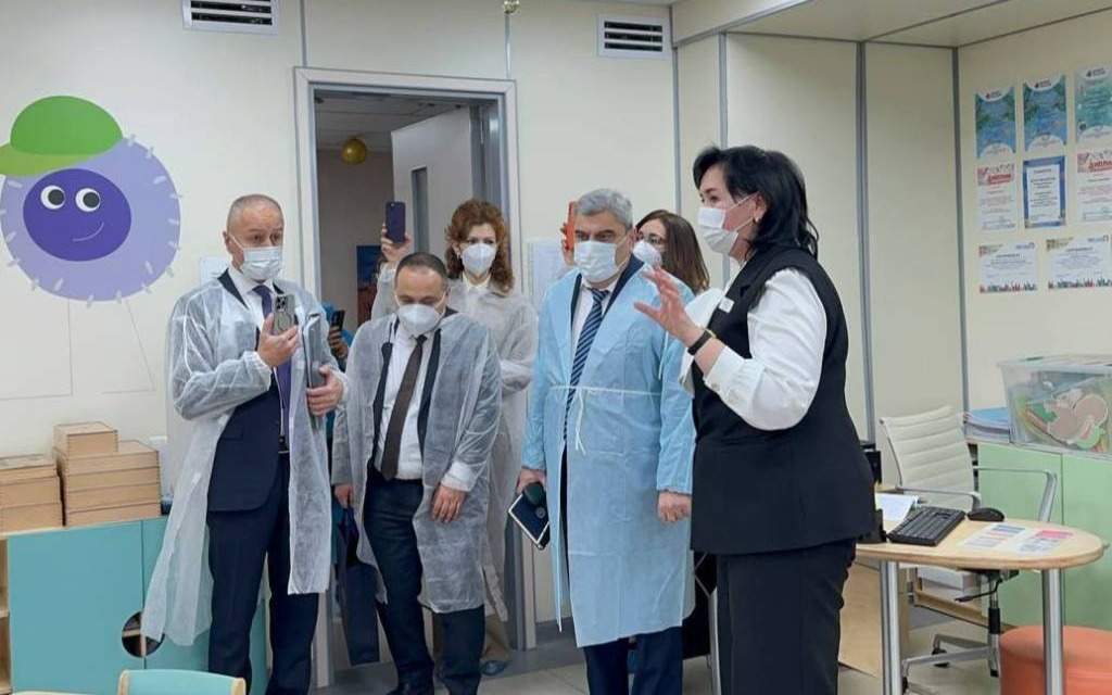 Azerbaijani delegation studying experience of Uzbekistan’s Mehrli ...