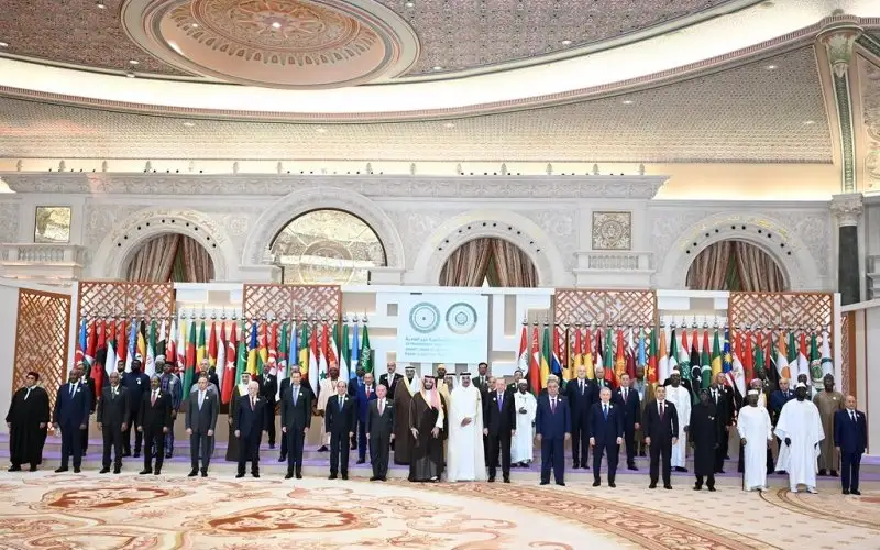 President Rahmon attends Extraordinary Joint Arab-Islamic Summit in Riyadh