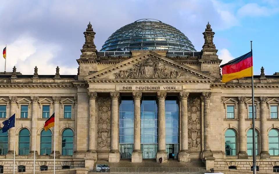 German President dissolves parliament, sets February 23 election date