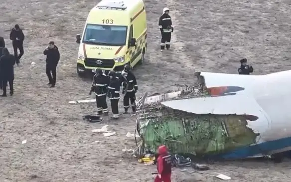 Kazakhstan, Russia launch joint investigation into AZAL plane crash ...