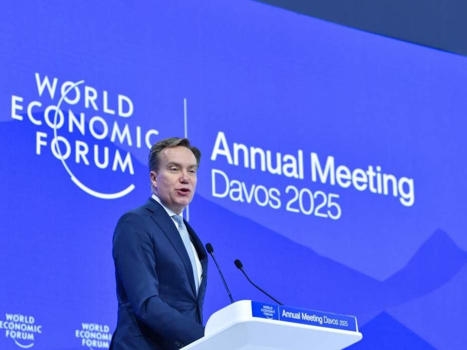 WEF calls for cooperation to address global challenges, uncertainty