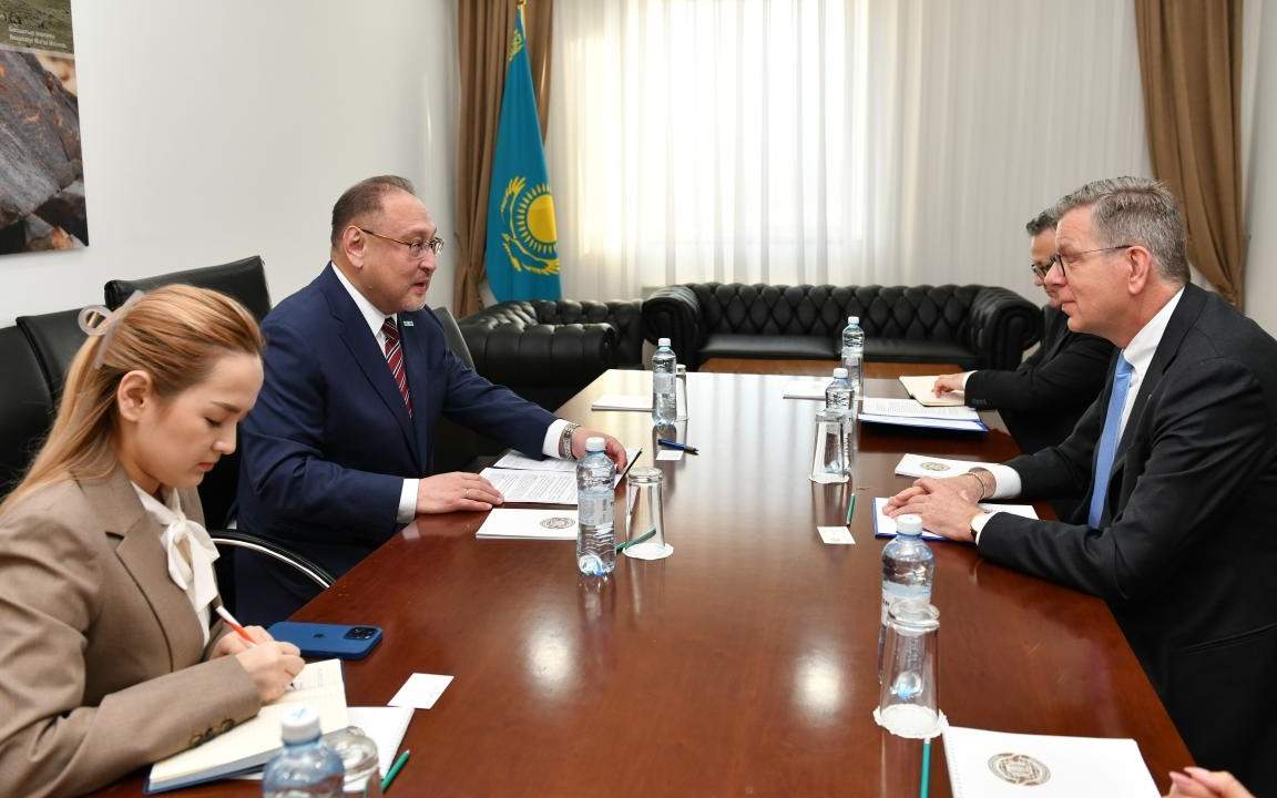 Kazakhstan, IOM discuss joint efforts in illegal migration prevention