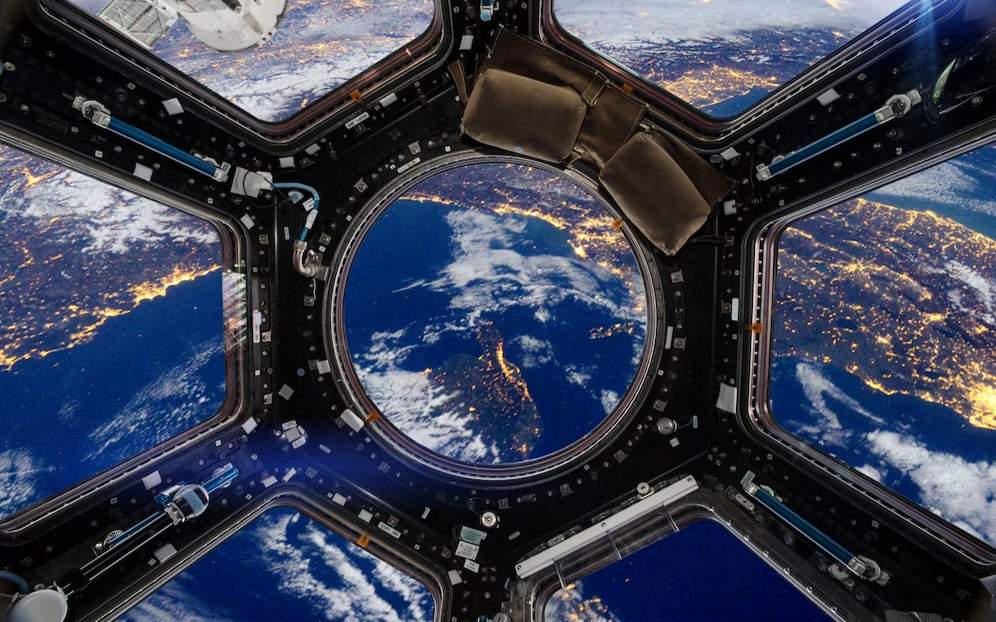 Zero debris and digital Earth twins: ESA’s strategy through 2040