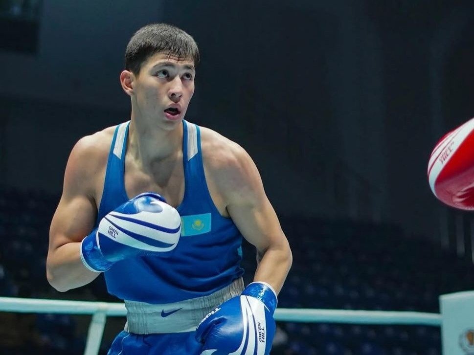 Kazakh boxers grab 2 gold medals at International Boxing Tournament in Baku