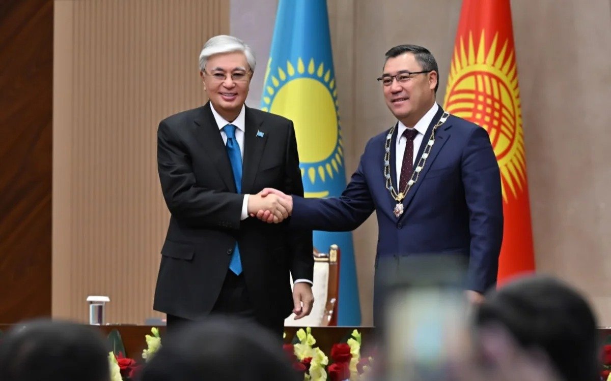 Kassym-Jomart Tokayev presents Altyn Qyran Order to Sadyr Zhaparov