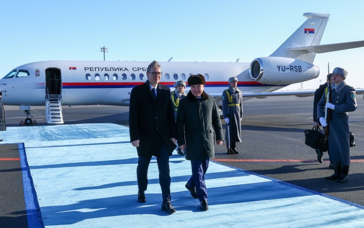 Serbian President Aleksandar Vučić arrives in Astana on official visit