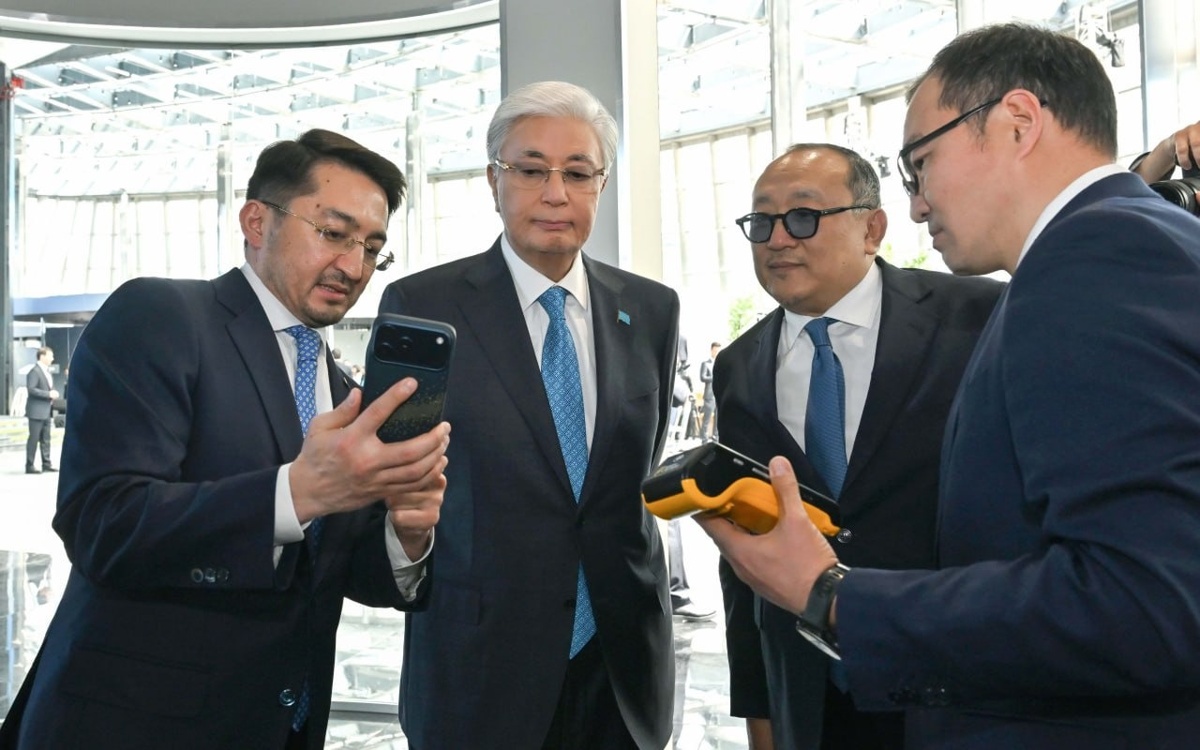 Kazakh President presented with first cryptocurrency payment via home ...