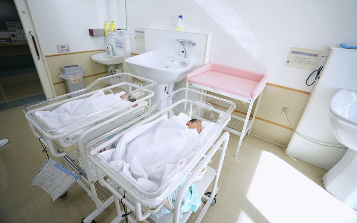 Japan sees record multiple pregnancies after fertility insurance expansion