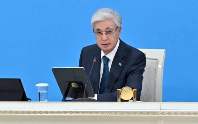 President thanks Yerlan Koshanov for 'effective work' as AMANAT Party ...