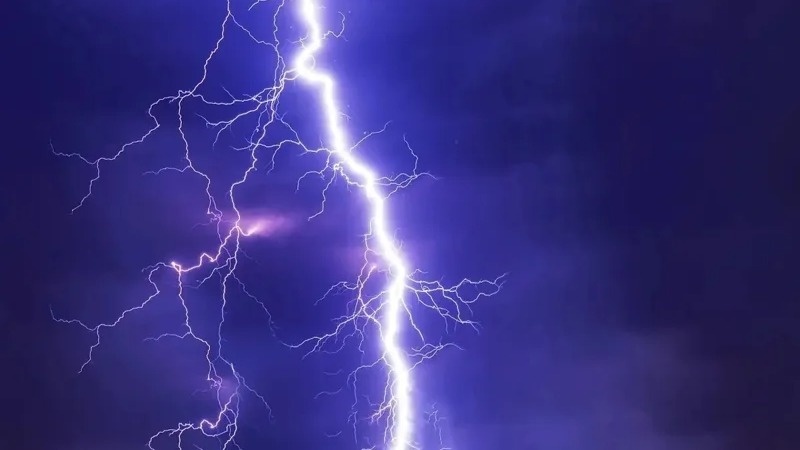 Lightning strike kills 19-year-old in Aktobe region